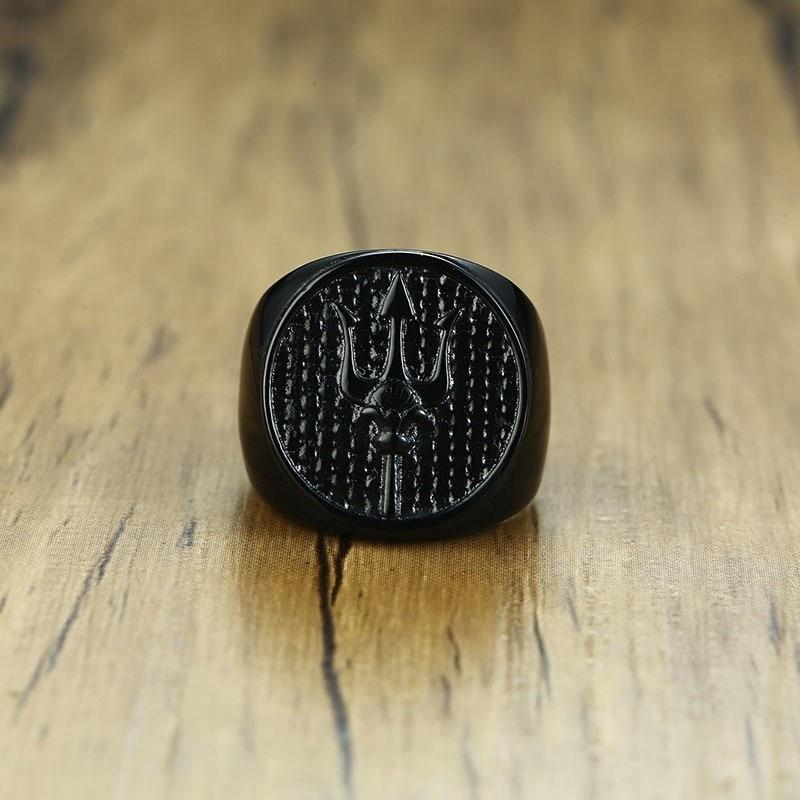 Titanium Steel Neptune's Trident Medallion Signet Ring for Men – zenheavens